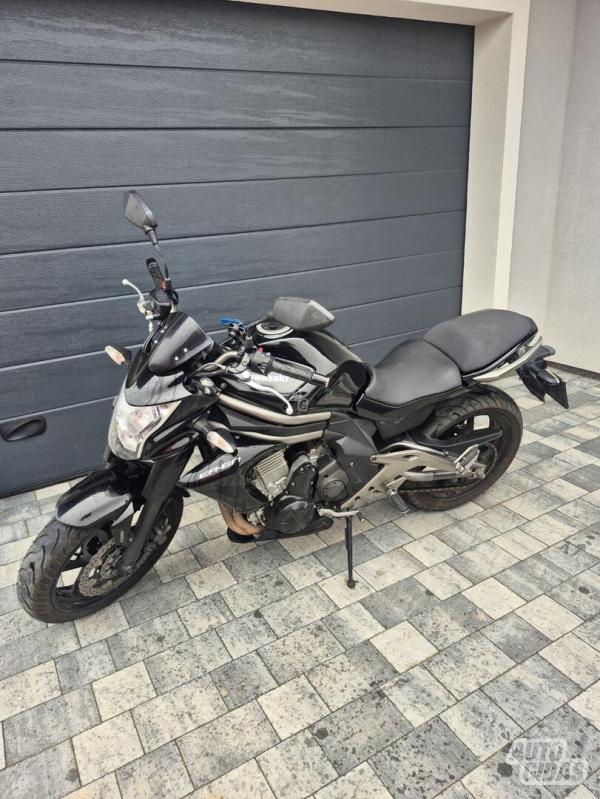 Black Kawasaki ER 2012 in Vilnius, with an engine capacity of 0.65 L and mileage of 35 thousand km for 3333 €, photo 1 on AUTOMOTO.COM.LV