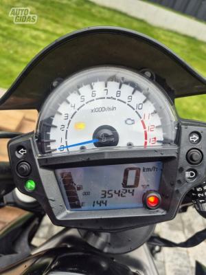 Melns Kawasaki ER 2012 Viļņa, ar dzinēja tilpumu 0.65 L un nobraukumu 35 tūkst. km par 3333 €, foto 5 vietnē AUTOMOTO.COM.LV