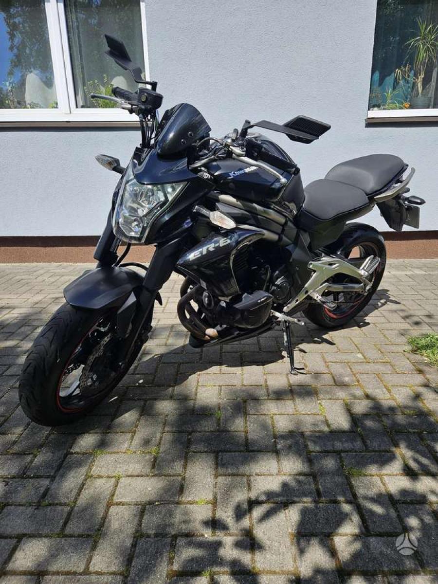 Melns Kawasaki ER 2013 Šauļi, ar dzinēja tilpumu 0.65 L un nobraukumu 37 tūkst. km par 3100 €, foto 4 vietnē AUTOMOTO.COM.LV