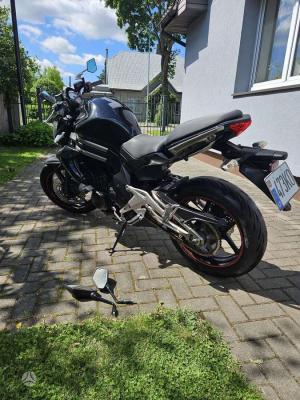Melns Kawasaki ER 2013 Šauļi, ar dzinēja tilpumu 0.65 L un nobraukumu 37 tūkst. km par 3100 €, foto 5 vietnē AUTOMOTO.COM.LV