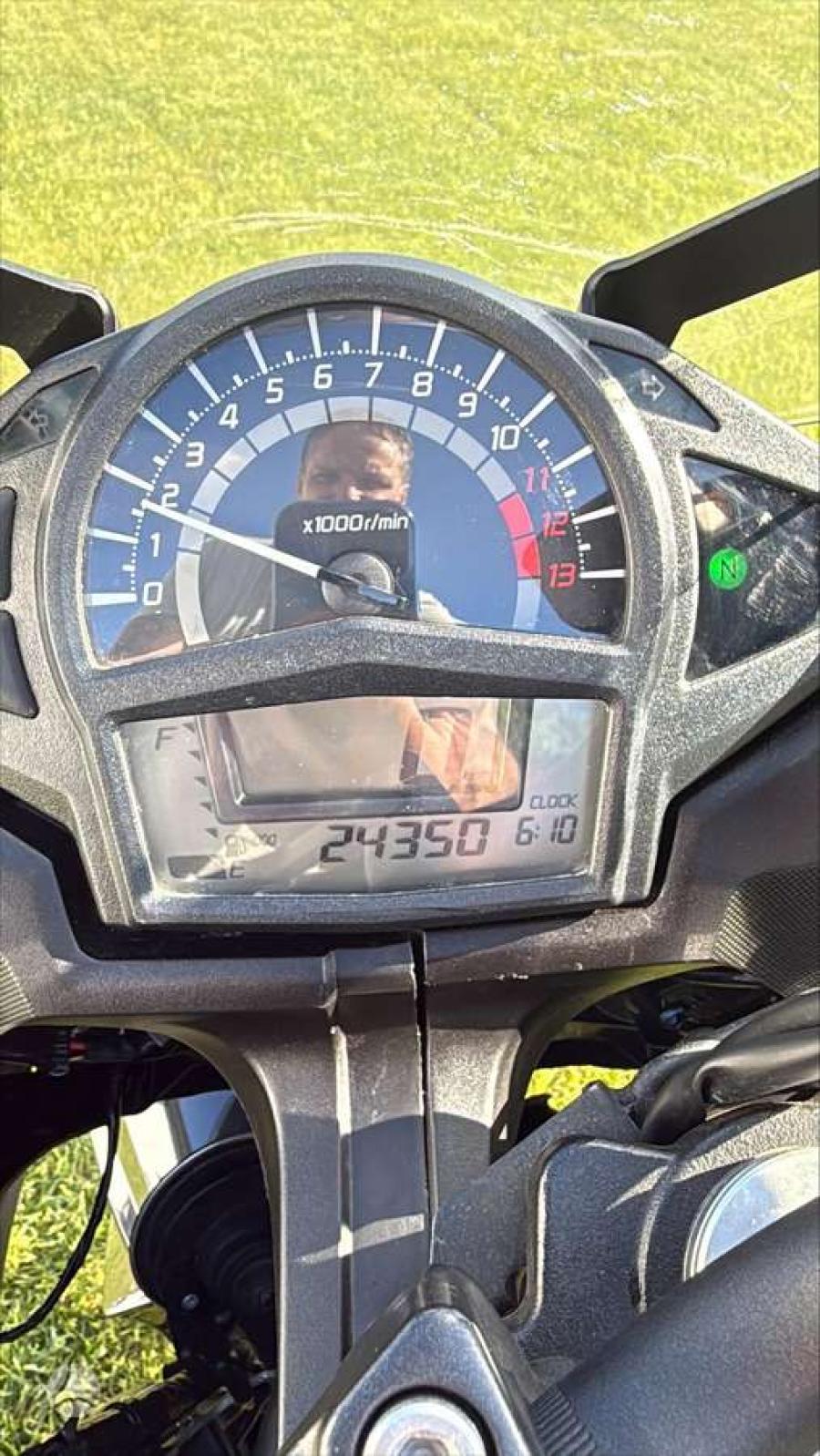 Black Kawasaki ER 2013 in Klaipeda, with an engine capacity of 0.65 L and mileage of 24 thousand km for 3900 €, photo 6 on AUTOMOTO.COM.LV