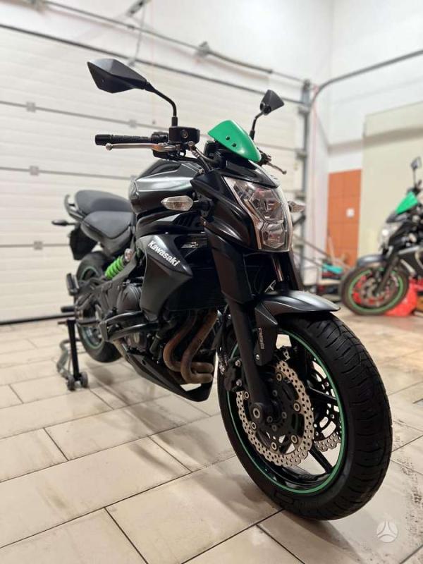 Black Kawasaki ER 2014 in Vilnius, with an engine capacity of 0.65 L and mileage of 42 thousand km for 3400 €, photo 6 on AUTOMOTO.COM.LV