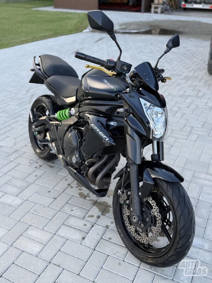 Melns Kawasaki ER 2014 Tauragė, ar dzinēja tilpumu 0.65 L un nobraukumu 32 tūkst. km par 3400 €, foto 3 vietnē AUTOMOTO.COM.LV