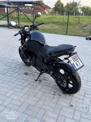 Melns Kawasaki ER 2014 Tauragė, ar dzinēja tilpumu 0.65 L un nobraukumu 32 tūkst. km par 3400 €, foto 4 vietnē AUTOMOTO.COM.LV