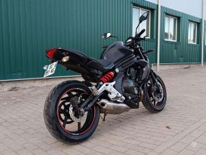 Black Kawasaki ER 2014 in Telschi, with an engine capacity of 0.65 L and mileage of 44 thousand km for 2980 €, photo 6 on AUTOMOTO.COM.LV