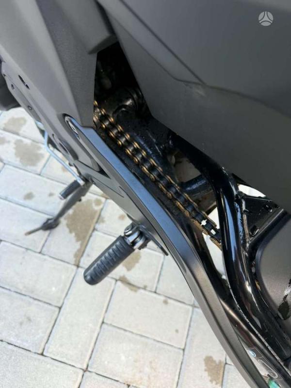 Melns Kawasaki ER 2014 Tauragė, ar dzinēja tilpumu 0.65 L un nobraukumu 32 tūkst. km par 3200 €, foto 8 vietnē AUTOMOTO.COM.LV