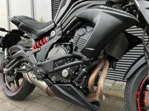Black Kawasaki ER 2015 in Riga, with an engine capacity of 0.65 L and mileage of 30 thousand km for 3699 €, photo 14 on AUTOMOTO.COM.LV