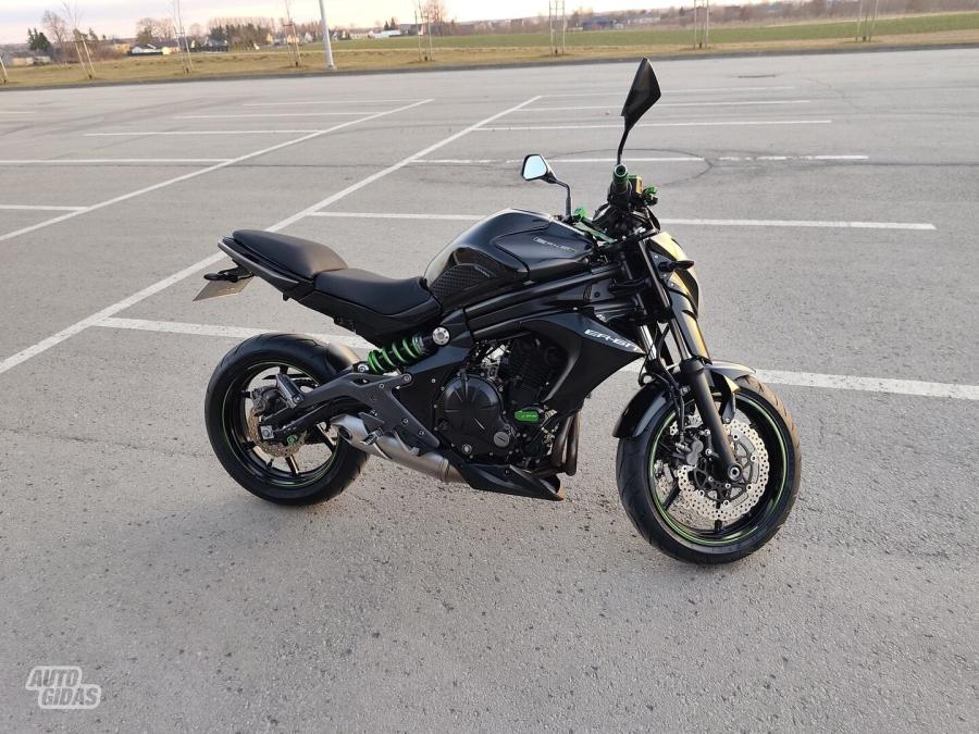 Black Kawasaki ER 2016 in Siauliai, with an engine capacity of 0.65 L and mileage of 32 thousand km for 3200 €, photo 11 on AUTOMOTO.COM.LV