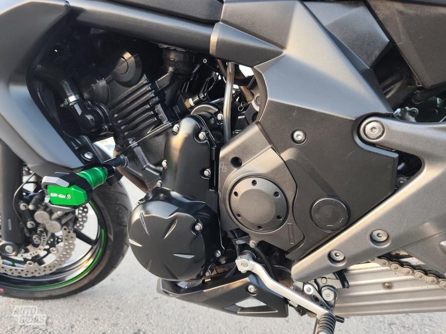 Melns Kawasaki ER 2016 Šauļi, ar dzinēja tilpumu 0.65 L un nobraukumu 32 tūkst. km par 3200 €, foto 7 vietnē AUTOMOTO.COM.LV
