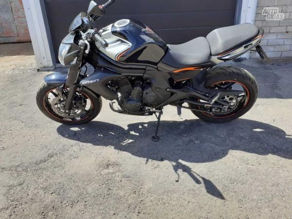 Black Kawasaki ER 2016 in Panevezys, with an engine capacity of 0.65 L and mileage of 45 thousand km for 3450 €, photo 1 on AUTOMOTO.COM.LV