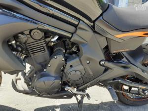 Black Kawasaki ER 2016 in Panevezys, with an engine capacity of 0.65 L and mileage of 45 thousand km for 3450 €, photo 12 on AUTOMOTO.COM.LV