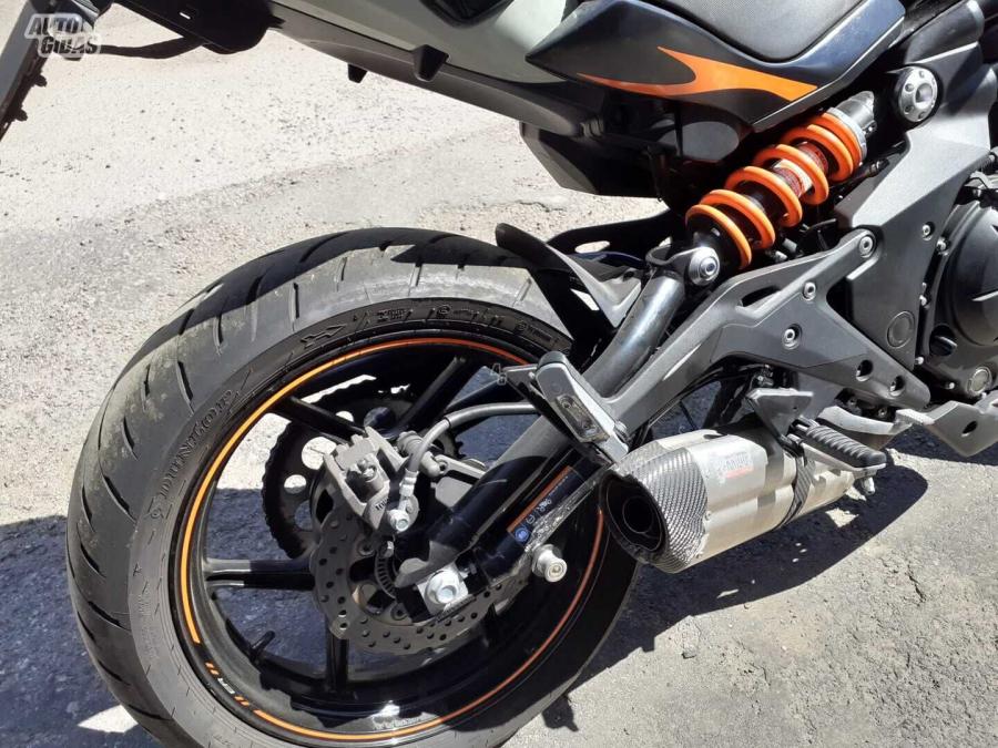 Black Kawasaki ER 2016 in Panevezys, with an engine capacity of 0.65 L and mileage of 45 thousand km for 3450 €, photo 15 on AUTOMOTO.COM.LV