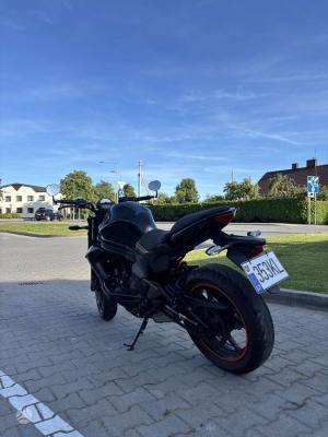 Melns Kawasaki ER 2016 Kretinga, ar dzinēja tilpumu 0.65 L un nobraukumu 13 tūkst. km par 4000 €, foto 6 vietnē AUTOMOTO.COM.LV
