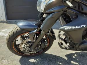 Black Kawasaki ER 2016 in Panevezys, with an engine capacity of 0.65 L and mileage of 45 thousand km for 3400 €, photo 13 on AUTOMOTO.COM.LV