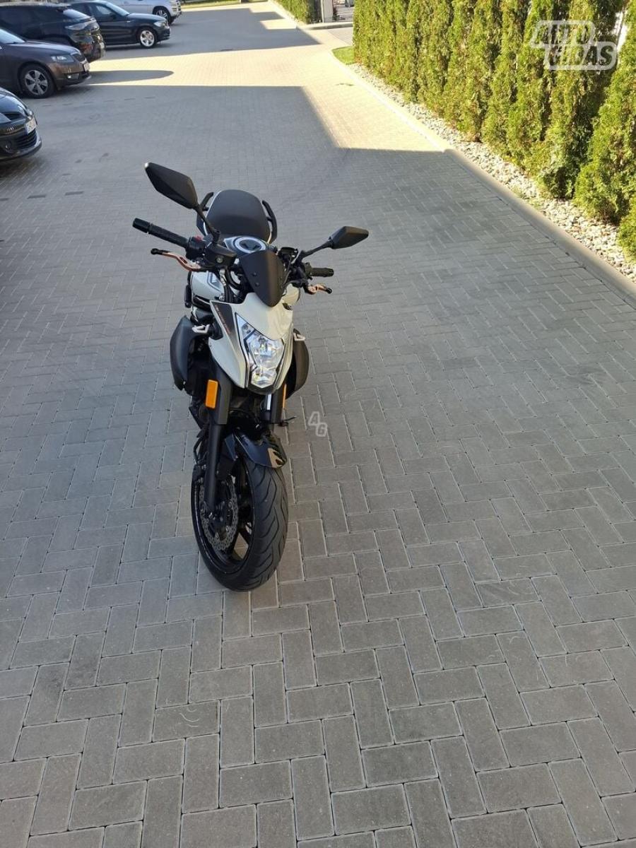 Melns Kawasaki ER 2016 Kauņa, ar dzinēja tilpumu 0.65 L un nobraukumu 0 tūkst. km par 3350 €, foto 3 vietnē AUTOMOTO.COM.LV