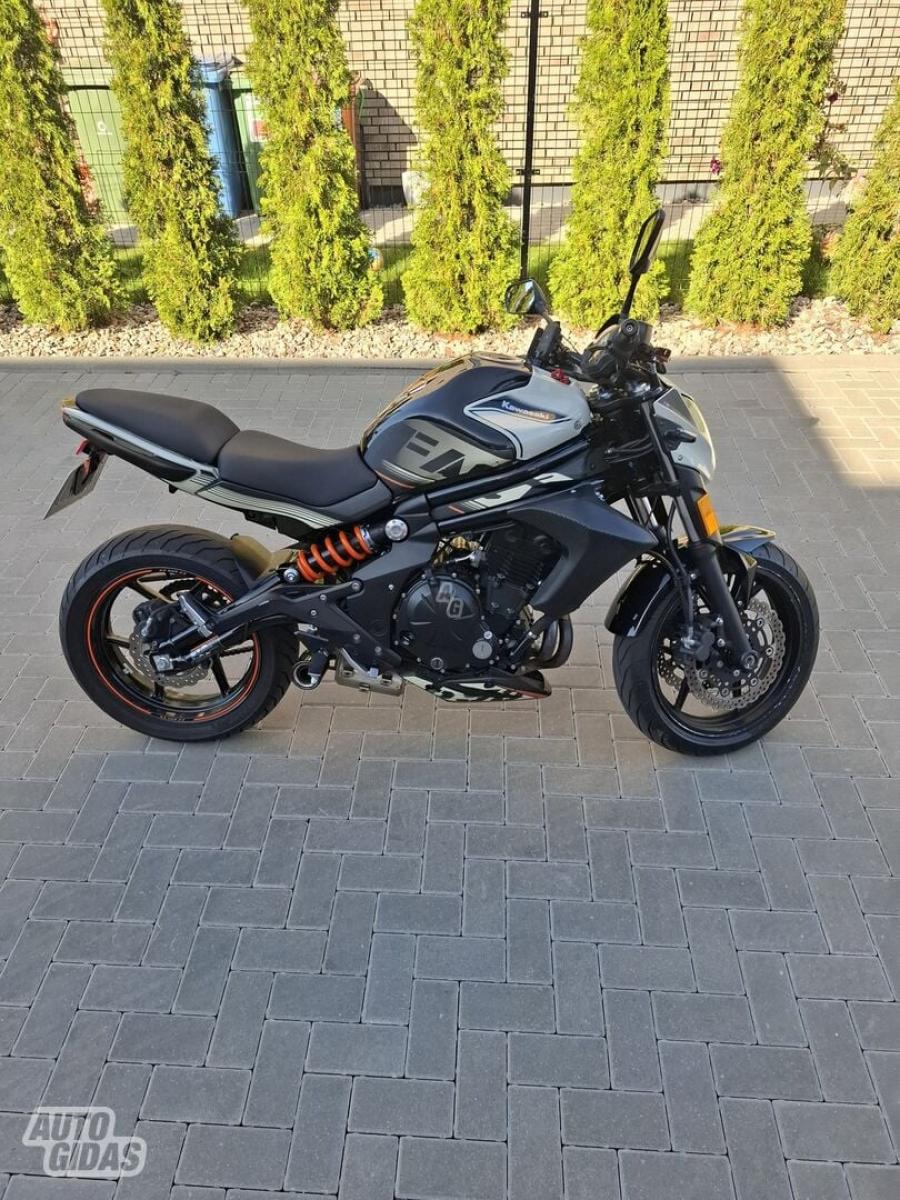 Melns Kawasaki ER 2016 Kauņa, ar dzinēja tilpumu 0.65 L un nobraukumu 0 tūkst. km par 3350 €, foto 4 vietnē AUTOMOTO.COM.LV