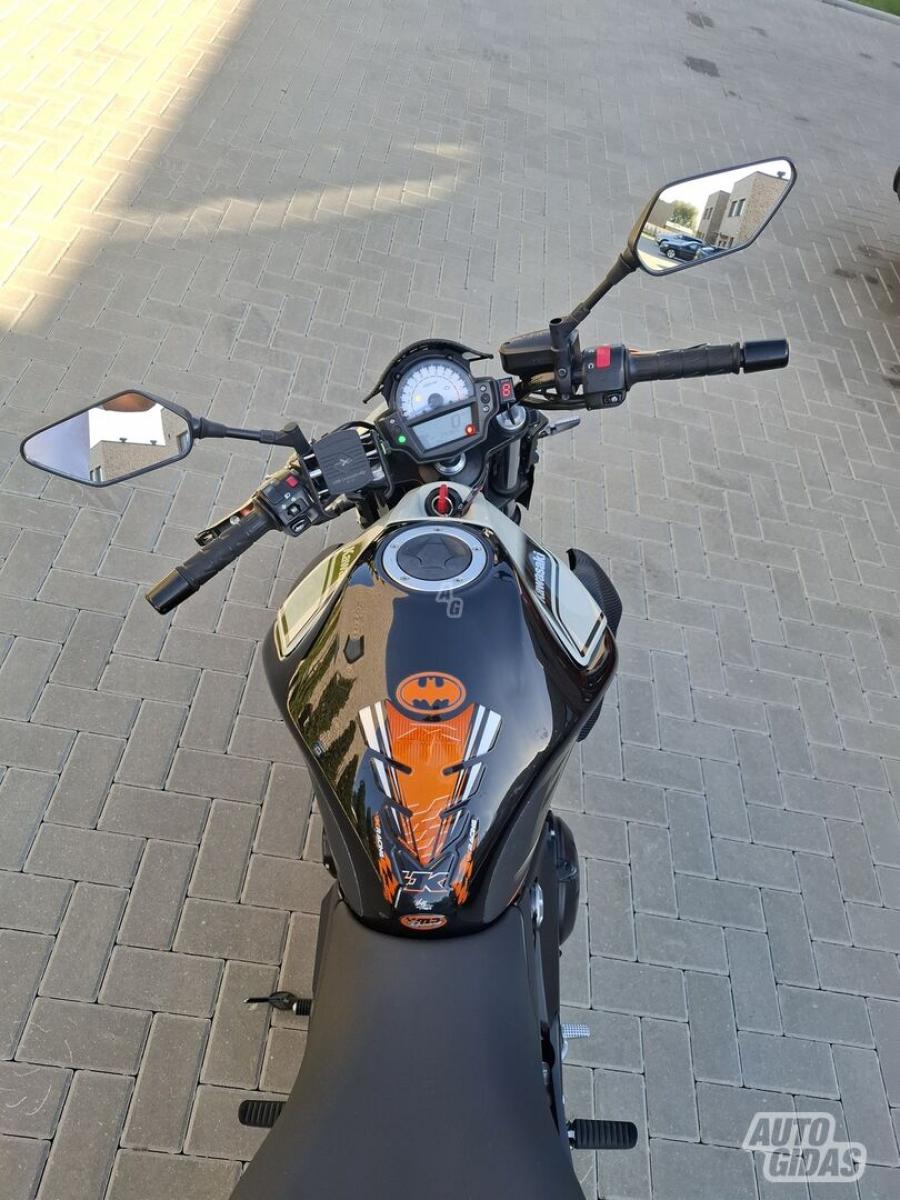 Melns Kawasaki ER 2016 Kauņa, ar dzinēja tilpumu 0.65 L un nobraukumu 0 tūkst. km par 3350 €, foto 6 vietnē AUTOMOTO.COM.LV