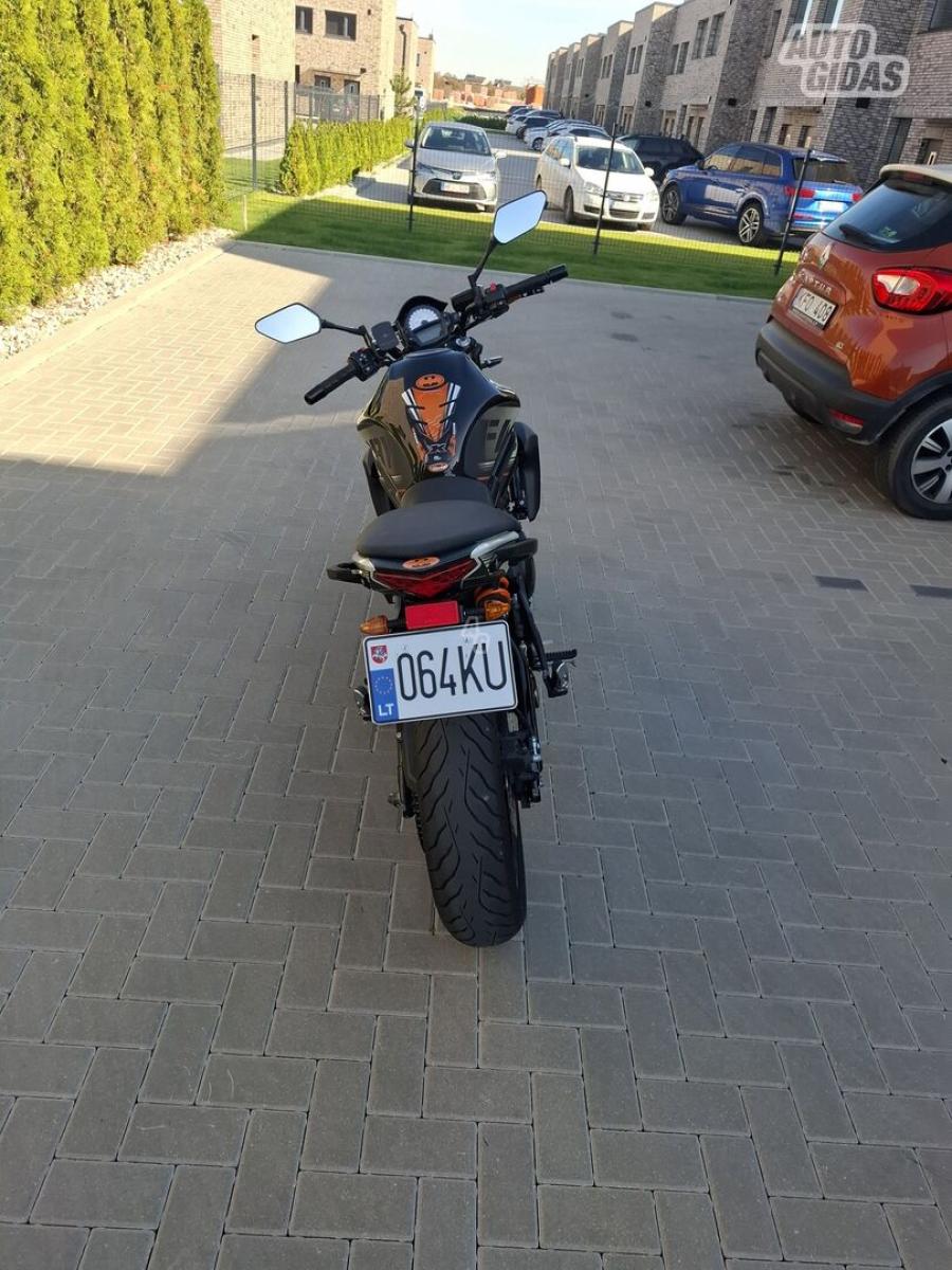 Melns Kawasaki ER 2016 Kauņa, ar dzinēja tilpumu 0.65 L un nobraukumu 0 tūkst. km par 3350 €, foto 7 vietnē AUTOMOTO.COM.LV