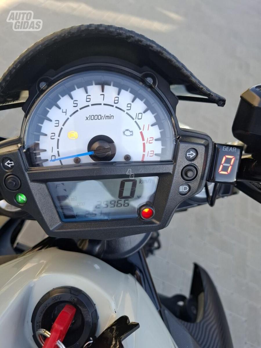 Melns Kawasaki ER 2016 Kauņa, ar dzinēja tilpumu 0.65 L un nobraukumu 0 tūkst. km par 3350 €, foto 9 vietnē AUTOMOTO.COM.LV