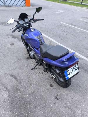 Blue Kawasaki ER 1999 in Klaipeda, with an engine capacity of 0.50 L and mileage of 58 thousand km for 1400 €, photo 6 on AUTOMOTO.COM.LV