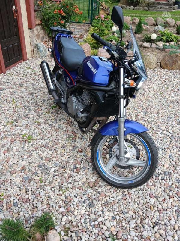 Blue Kawasaki ER 1999 in Alytus, with an engine capacity of 0.00 L and mileage of 77 thousand km for 1000 €, photo 3 on AUTOMOTO.COM.LV