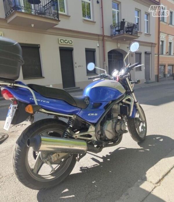 Zils Kawasaki ER 2000 Viļņa, ar dzinēja tilpumu 0.50 L un nobraukumu 46 tūkst. km par 1000 €, foto 3 vietnē AUTOMOTO.COM.LV
