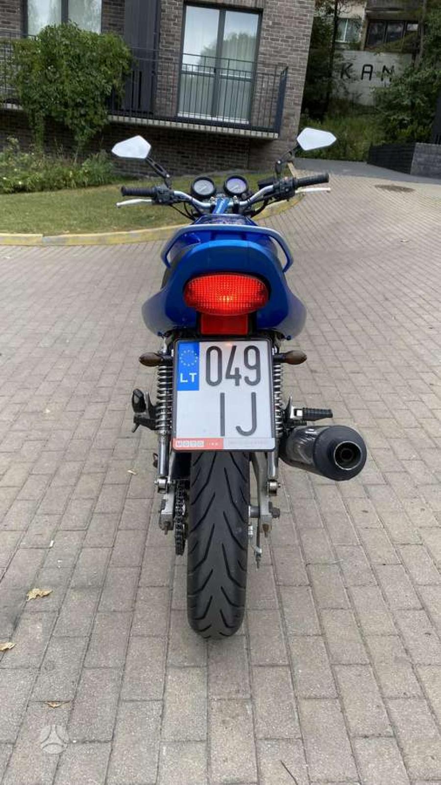 Blue Kawasaki ER 2003 in Vilnius, with an engine capacity of 0.50 L and mileage of 50 thousand km for 1250 €, photo 5 on AUTOMOTO.COM.LV