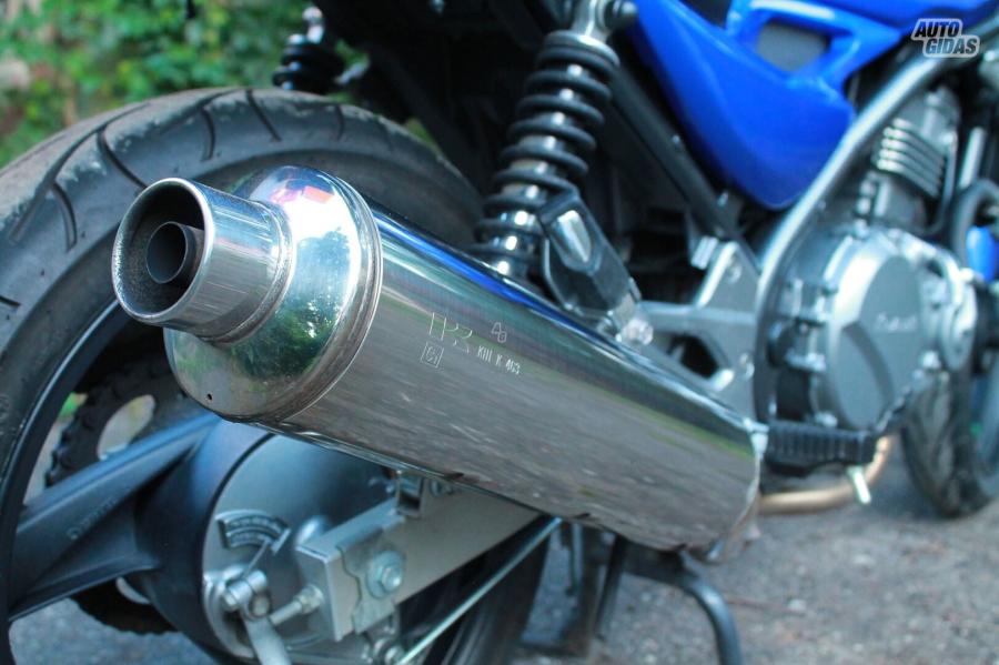 Zils Kawasaki ER 2006 Viļņa, ar dzinēja tilpumu 0.50 L un nobraukumu 25 tūkst. km par 1650 €, foto 12 vietnē AUTOMOTO.COM.LV