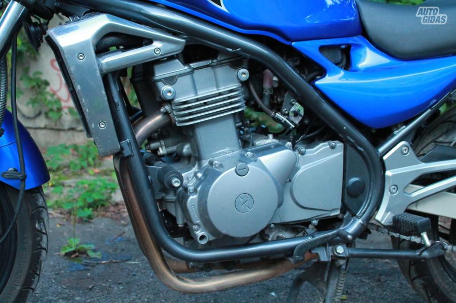 Zils Kawasaki ER 2006 Viļņa, ar dzinēja tilpumu 0.50 L un nobraukumu 25 tūkst. km par 1650 €, foto 19 vietnē AUTOMOTO.COM.LV
