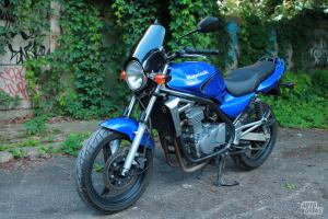 Zils Kawasaki ER 2006 Viļņa, ar dzinēja tilpumu 0.50 L un nobraukumu 25 tūkst. km par 1600 €, foto 16 vietnē AUTOMOTO.COM.LV