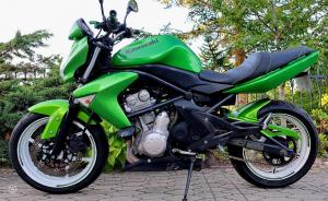 Green Kawasaki ER 2008 in Pasvalys, with an engine capacity of 0.65 L and mileage of 65 thousand km for 2050 €, photo 3 on AUTOMOTO.COM.LV