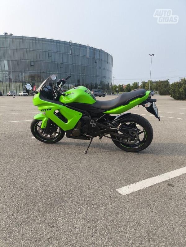 Zaļš Kawasaki ER 2009 Šauļi, ar dzinēja tilpumu 0.65 L un nobraukumu 33 tūkst. km par 2400 €, foto 8 vietnē AUTOMOTO.COM.LV