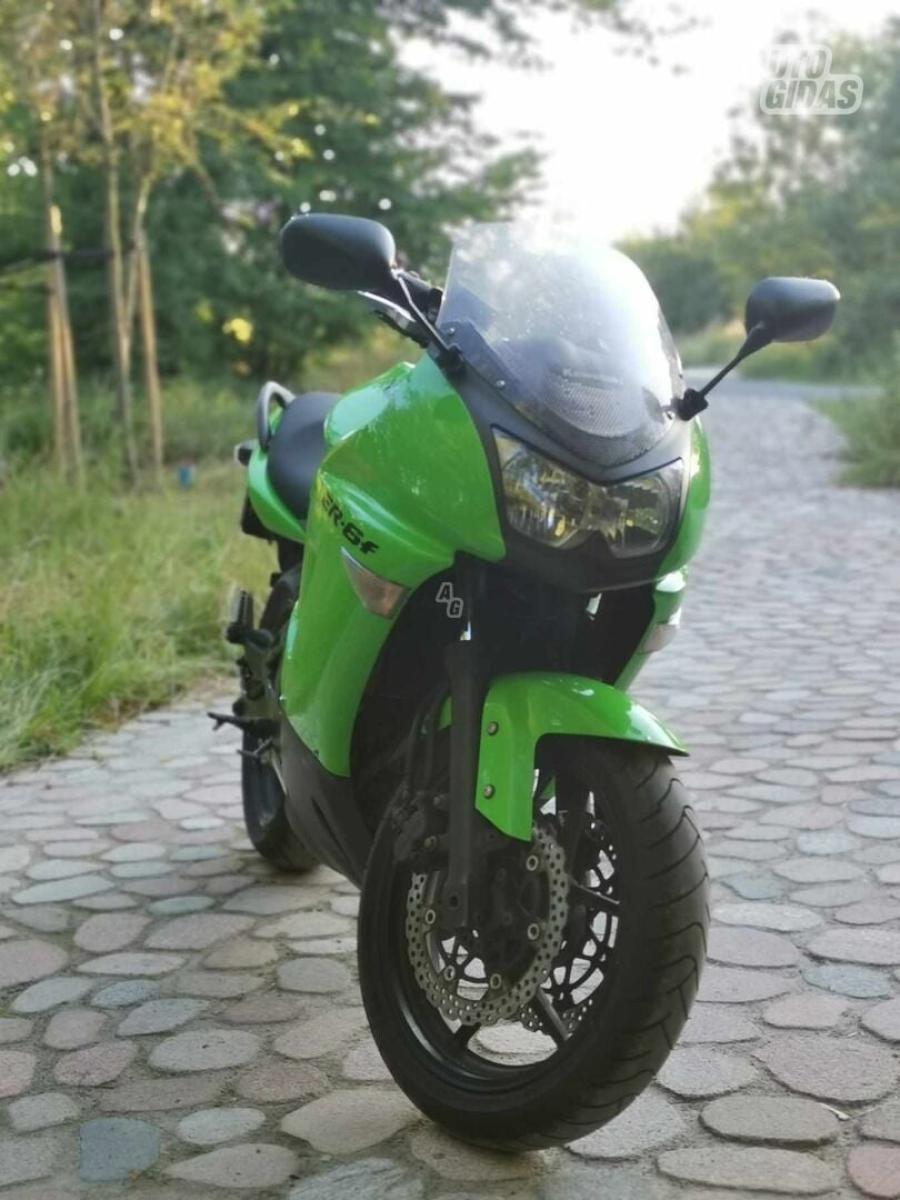 Green Kawasaki ER 2009 in Vilnius, with an engine capacity of 0.65 L and mileage of 68 thousand km for 2700 €, photo 1 on AUTOMOTO.COM.LV
