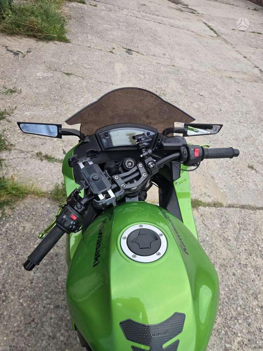 Zaļš Kawasaki ER 2010 Alīta, ar dzinēja tilpumu 0.65 L un nobraukumu 61 tūkst. km par 2900 €, foto 5 vietnē AUTOMOTO.COM.LV