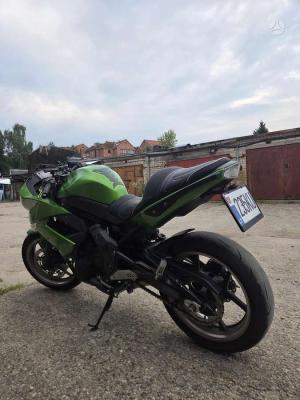 Zaļš Kawasaki ER 2010 Alīta, ar dzinēja tilpumu 0.65 L un nobraukumu 61 tūkst. km par 2900 €, foto 6 vietnē AUTOMOTO.COM.LV