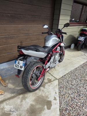Grey Kawasaki ER 2006 in Pasvalys, with an engine capacity of 0.65 L and mileage of 60 thousand km for 1299 €, photo 18 on AUTOMOTO.COM.LV