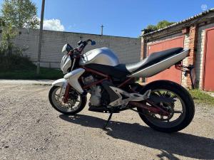 Grey Kawasaki ER 2008 in Klaipeda, with an engine capacity of 0.65 L and mileage of 45 thousand km for 1600 €, photo 6 on AUTOMOTO.COM.LV