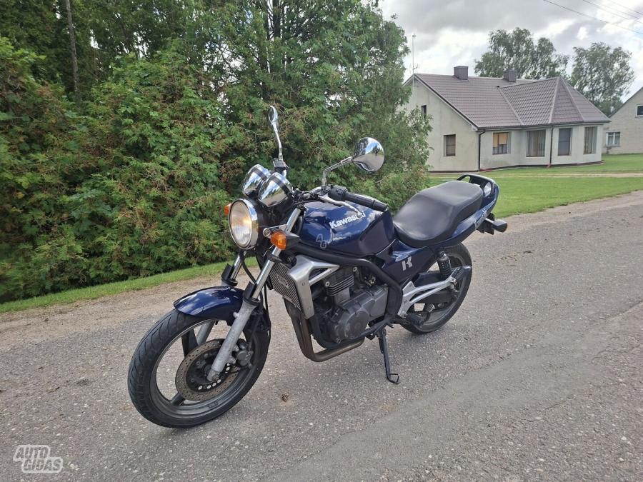 Kawasaki ER 1998 Radviliškis, ar dzinēja tilpumu 0.50 L un nobraukumu 29 tūkst. km par 750 €, foto 4 vietnē AUTOMOTO.COM.LV