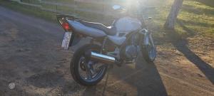 Kawasaki ER 2002 in Trakai, with an engine capacity of 0.50 L and mileage of 32 thousand km for 1400 €, photo 9 on AUTOMOTO.COM.LV