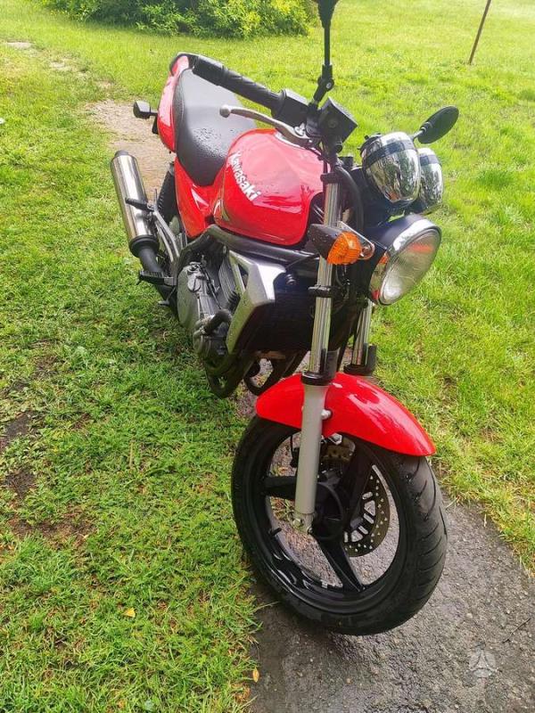 Kawasaki ER 2004 in Kaunas, with an engine capacity of 0.50 L and mileage of 19 thousand km for 1999 €, photo 5 on AUTOMOTO.COM.LV