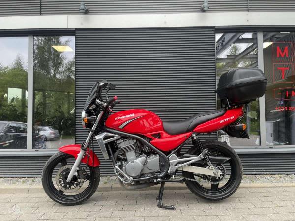 Kawasaki ER 2004 in Riga, with an engine capacity of 0.50 L and mileage of 41 thousand km for 1599 €, photo 3 on AUTOMOTO.COM.LV