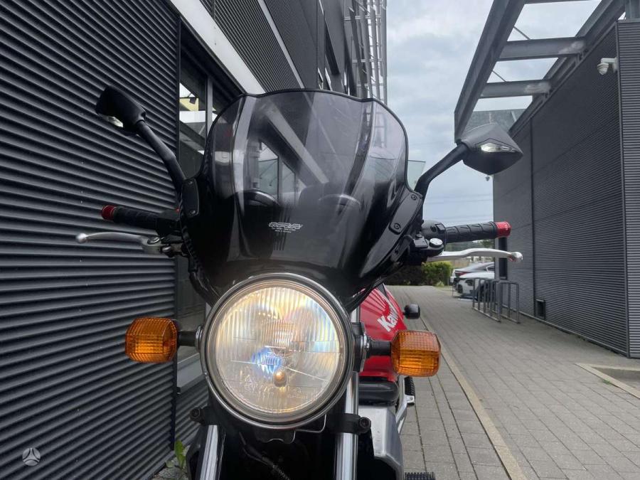 Kawasaki ER 2004 in Riga, with an engine capacity of 0.50 L and mileage of 41 thousand km for 1599 €, photo 11 on AUTOMOTO.COM.LV