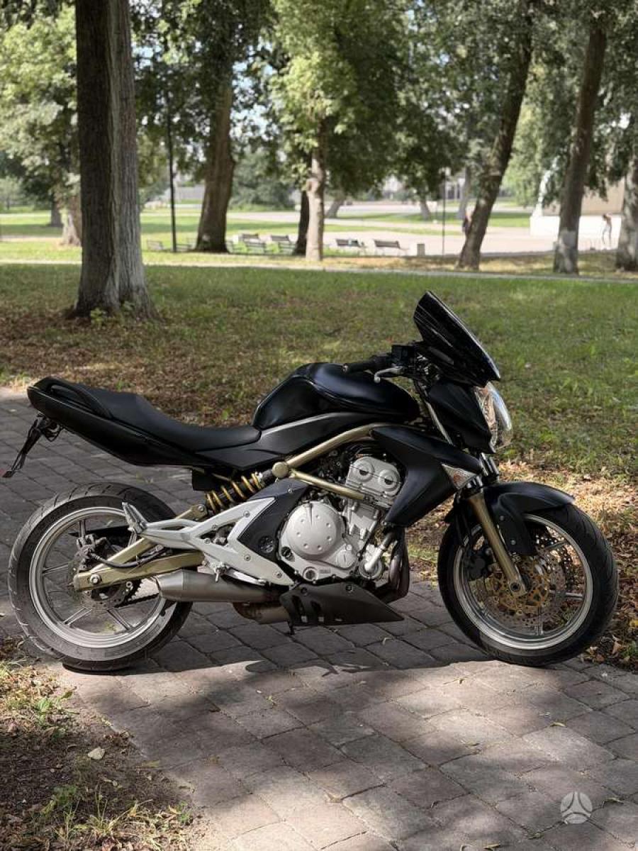 Kawasaki ER 2005 in Vilkaviskis, with an engine capacity of 0.65 L and mileage of 25 thousand km for 2099 €, photo 4 on AUTOMOTO.COM.LV