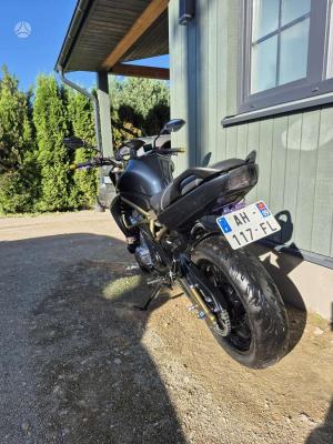 Kawasaki ER 2006 in Kursenai, with an engine capacity of 0.65 L and mileage of 37 thousand km for 2150 €, photo 7 on AUTOMOTO.COM.LV
