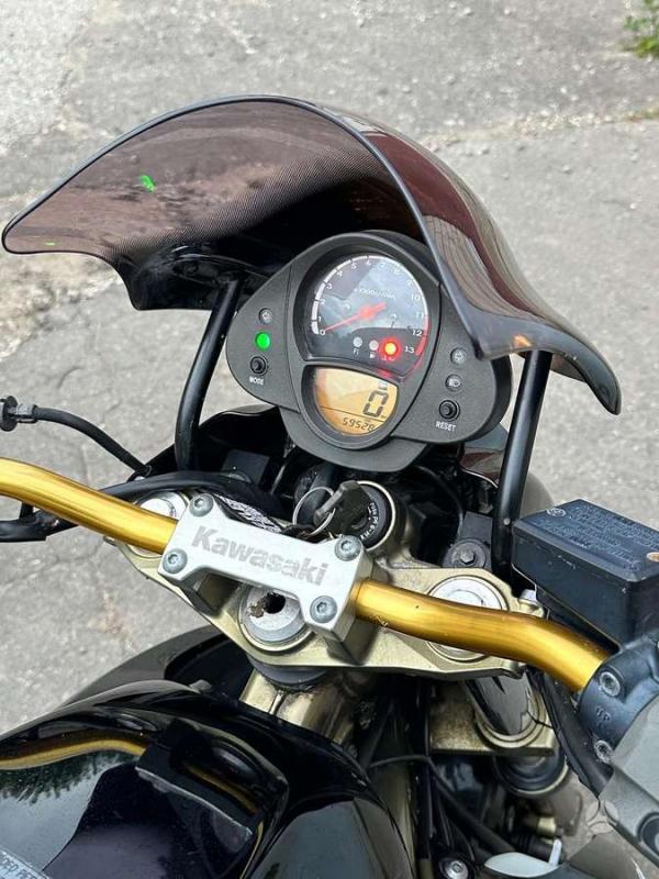 Kawasaki ER 2006 in Kaunas, with an engine capacity of 0.65 L and mileage of 59 thousand km for 1600 €, photo 6 on AUTOMOTO.COM.LV