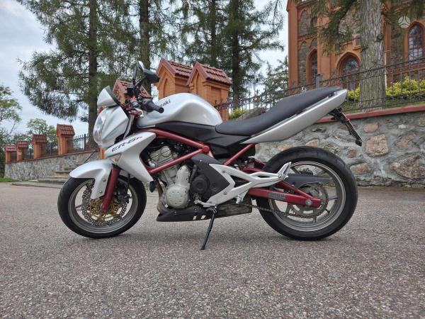 Kawasaki ER 2006 Viļņa, ar dzinēja tilpumu 0.65 L un nobraukumu 44 tūkst. km par 1850 €, foto 1 vietnē AUTOMOTO.COM.LV