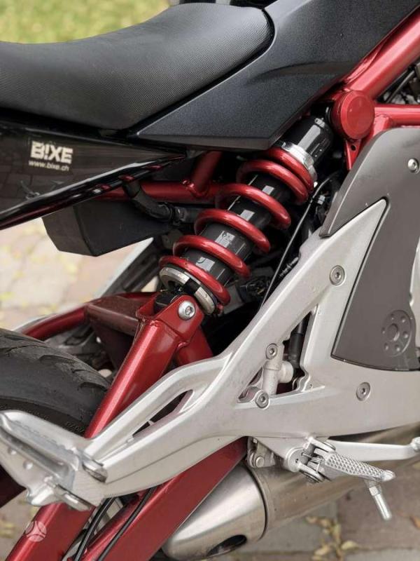 Kawasaki ER 2007 Vilkaviškis, ar dzinēja tilpumu 0.65 L un nobraukumu 48 tūkst. km par 2099 €, foto 10 vietnē AUTOMOTO.COM.LV