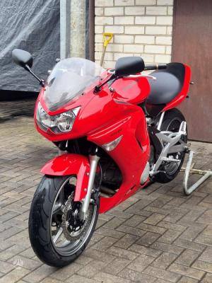 Kawasaki ER 2007 Prienai, ar dzinēja tilpumu 0.65 L un nobraukumu 45 tūkst. km par 2550 €, foto 5 vietnē AUTOMOTO.COM.LV