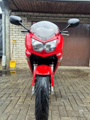 Kawasaki ER 2007 Prienai, ar dzinēja tilpumu 0.65 L un nobraukumu 45 tūkst. km par 2550 €, foto 13 vietnē AUTOMOTO.COM.LV