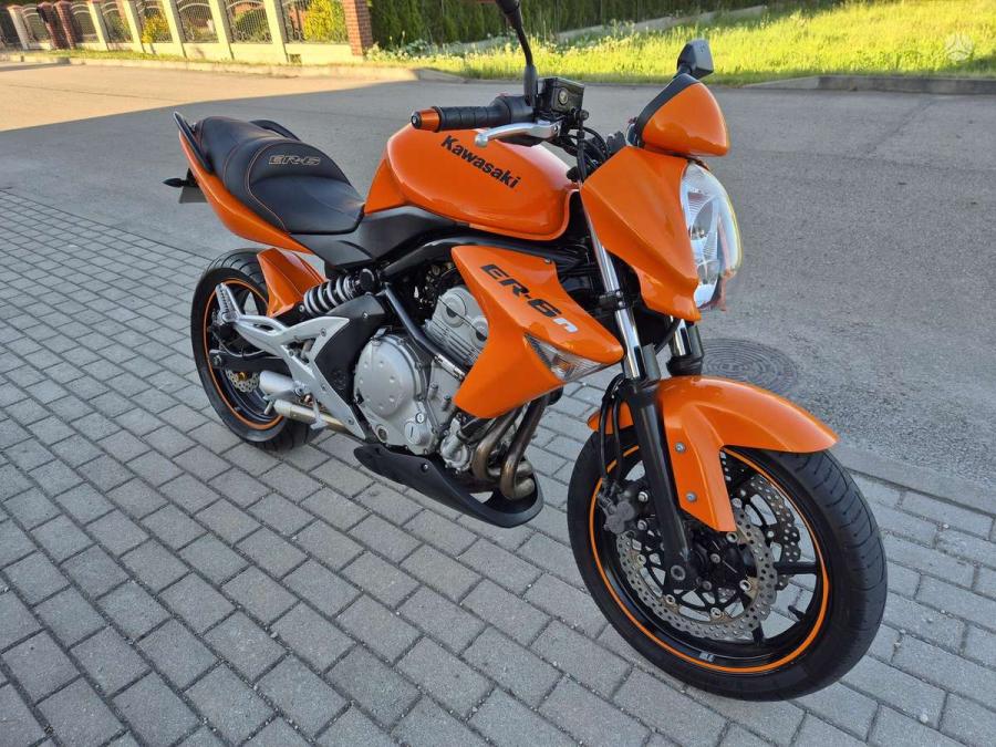 Kawasaki ER 2007 in Kelme, with an engine capacity of 0.65 L and mileage of 47 thousand km for 2150 €, photo 3 on AUTOMOTO.COM.LV